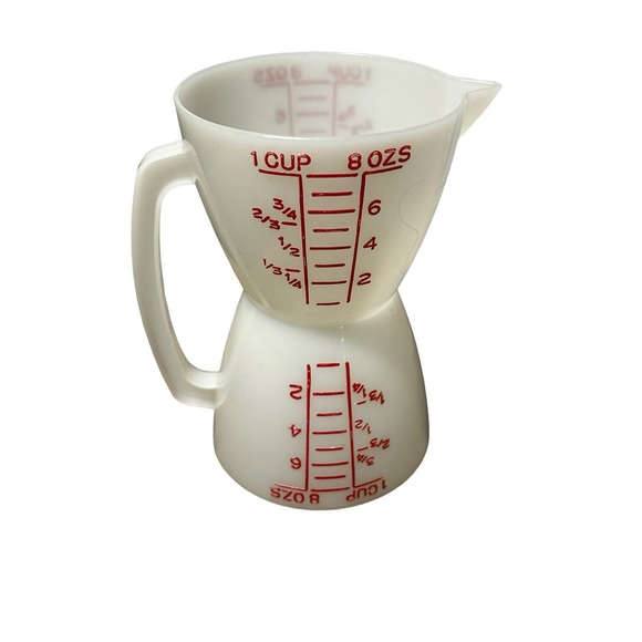 Tupperware | Kitchen | Vintage Tupperware Measuring Cup 8 Oz Cup Red ...
